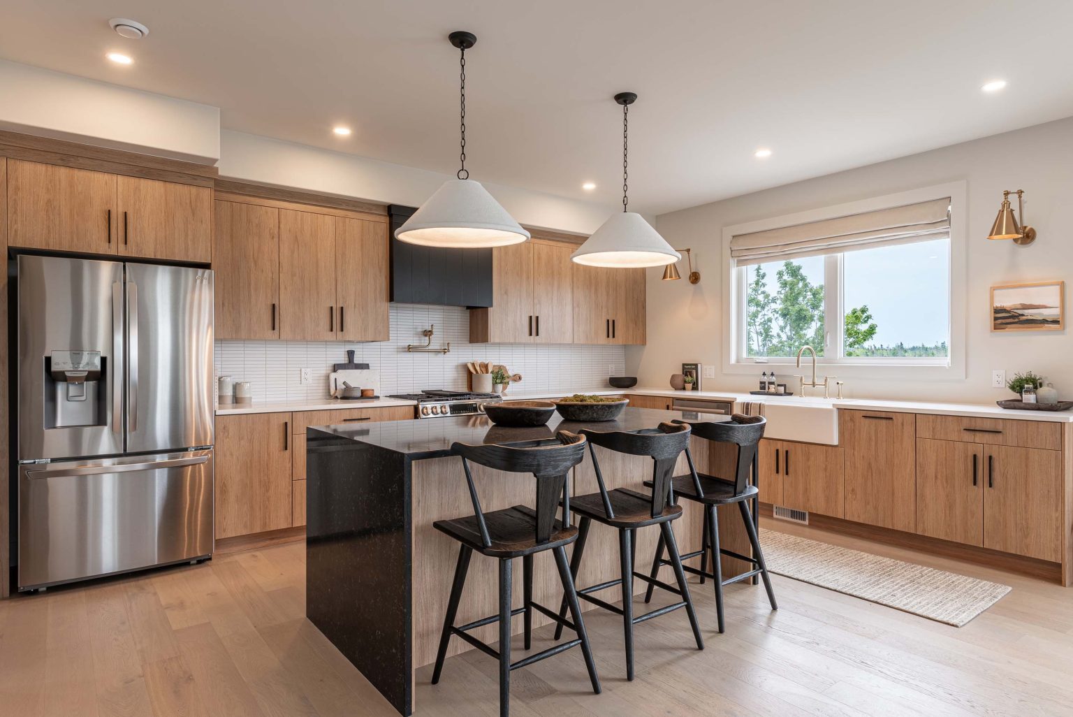 Inverary Point - Staged for Upsell