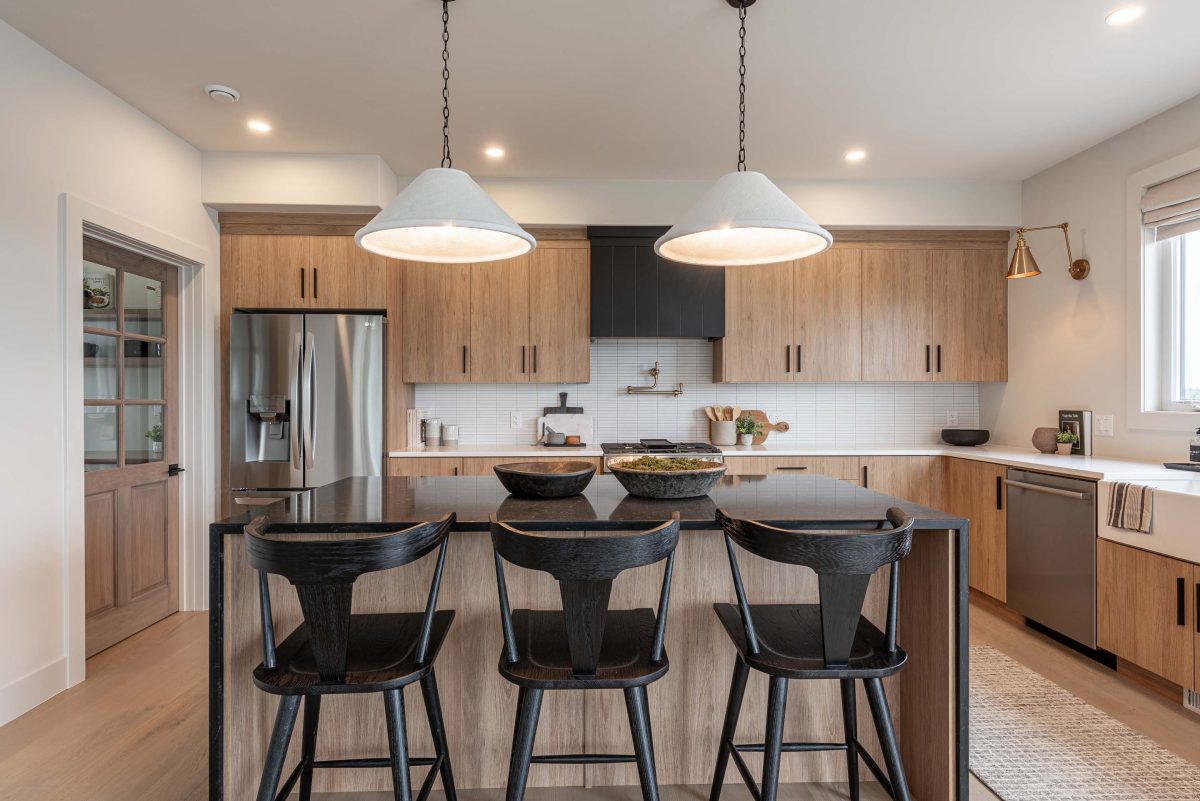 Inverary Point - Staged for Upsell