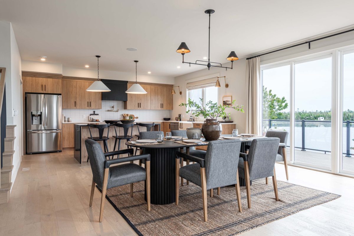 Inverary Point - Staged for Upsell