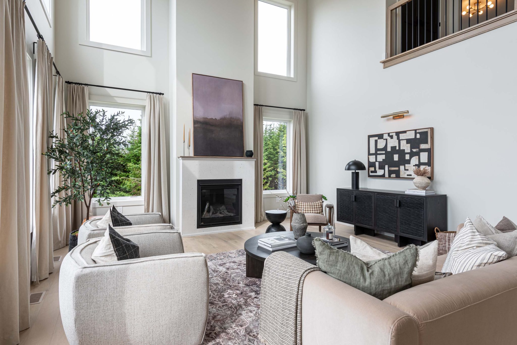 Inverary Point - Staged for Upsell